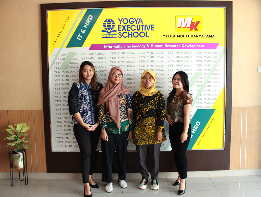 Pelatihan Pelayanan Prima dari DISKOMINFO Kabupaten Kulon Progo Provinsi DIY - Pelatihan - YOGYA ...